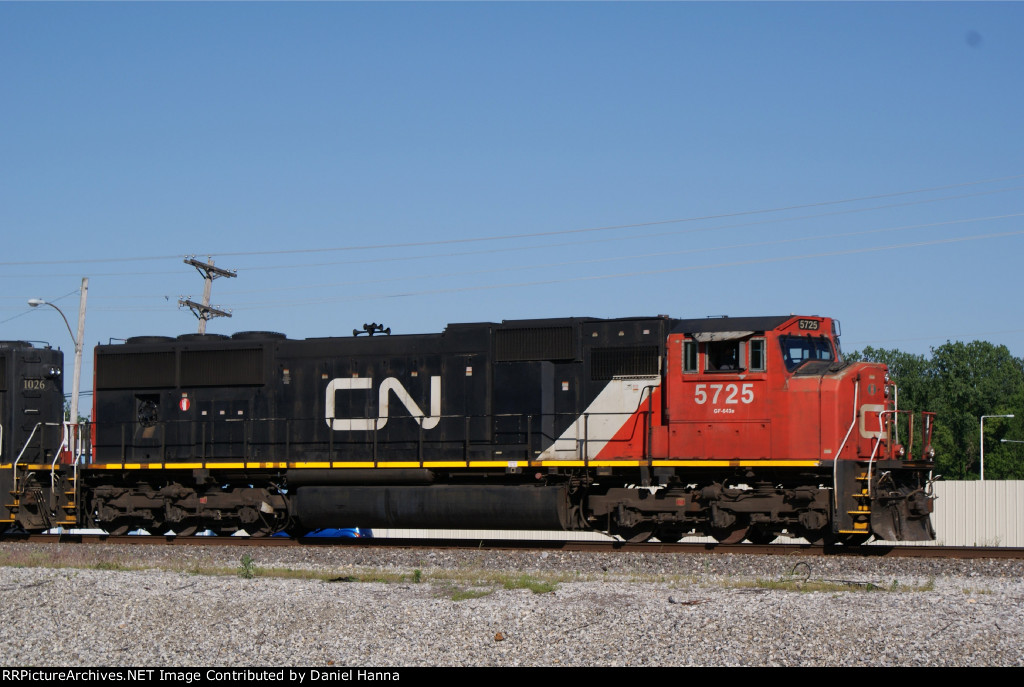 CN 5725